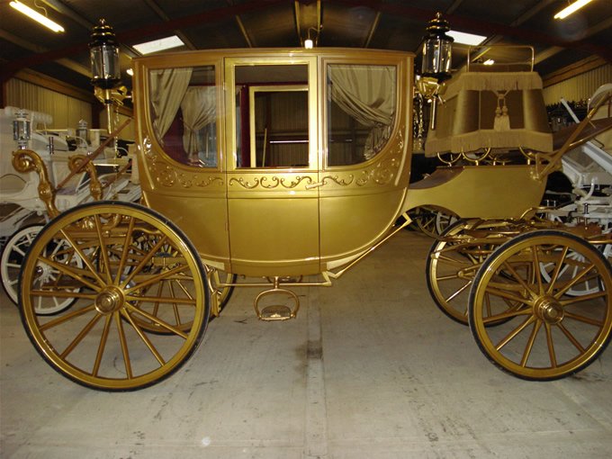 Cooks Carriages - Hire of horse drawn carriages for weddings, proms ...