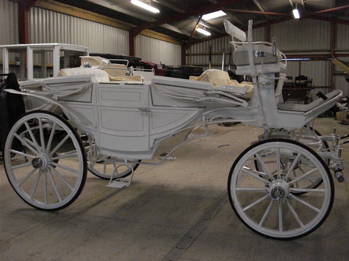 Cooks Carriages - Hire of horse drawn carriages for weddings, proms ...